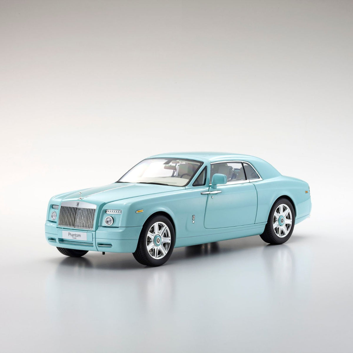Rolls-Royce Phantom Coupe - Turquoise - 1:18 Scale Diecast Model Car ...